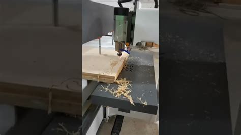 Cut Curves In Thick Wood Panel By Eagletec Cnc Wood Cutting Machine Xecnc