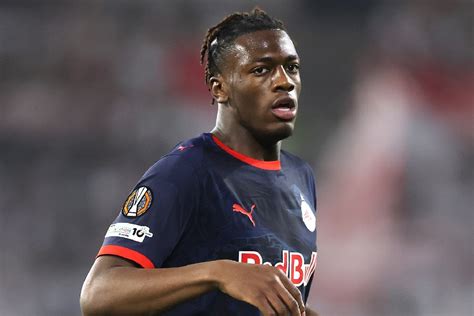 Joël Tiéhi Voit Joane Gadou Réussir Au Fc Barcelone