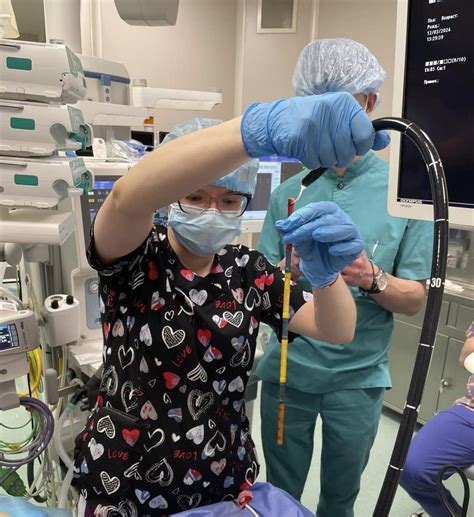 В «Охмадиті врятували дитину яка проковтнула магнітний конструктор із 20 частинками Україна інфо