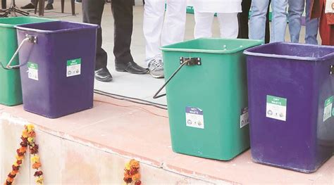 Pimpri Chinchwad Over 6 Lakh Families To Get Two Garbage Bins Rs 300