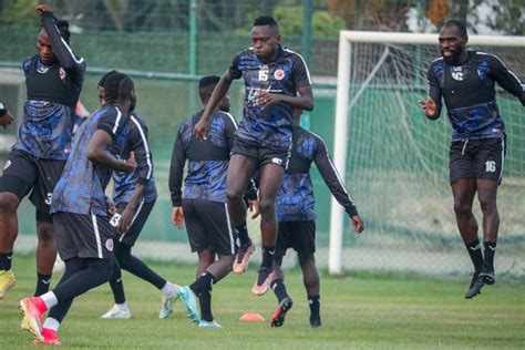 Wydad Casablanca Vs Simba Sc Les Compos Officielles