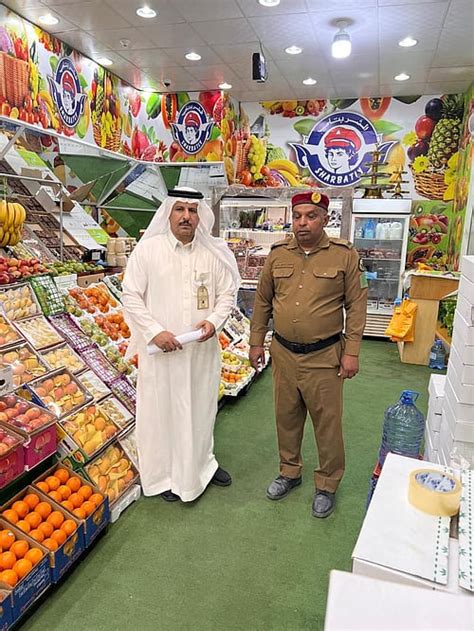 لجنة التوطين بنجران تواصل جولاتها الميدانية على أسواق الخضار والفواكه