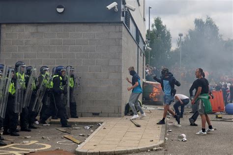 Man Jailed For 9 Years For Arson At Asylum Seekers Hotel In Uk Riots