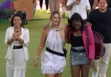 Yasmin Brunet Usou Look Avaliado Em Cerca De 70 Mil Reais Em Sua