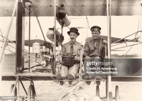 Phil Hare Photos And Premium High Res Pictures Getty Images