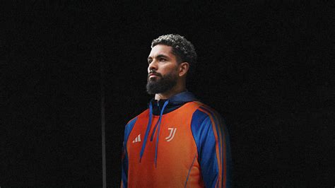 Ufficiale Douglas Luiz è Un Giocatore Della Juventus Juventus