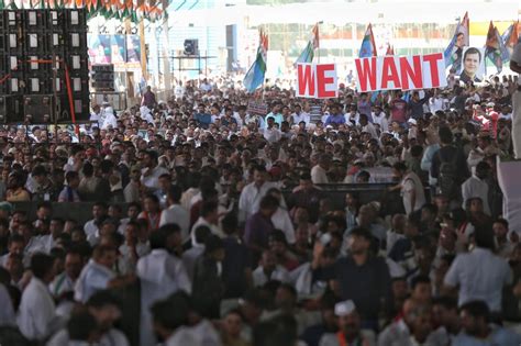 Thousands Of Congress Workers Gather At Ramlila Maidan For Mehangai