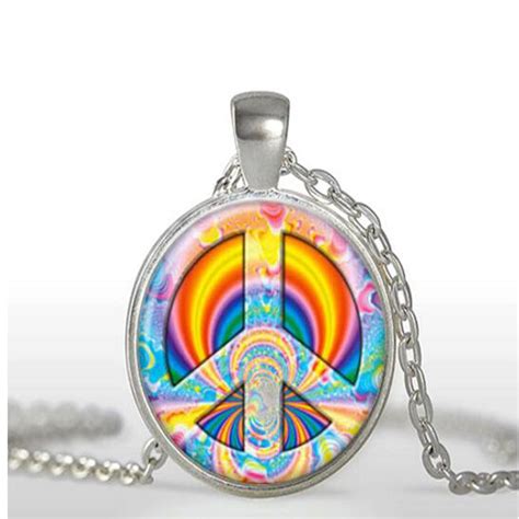 Wholesale Hot Sale Hippie Necklace Sign Peace Pendant Hippie Jewelry