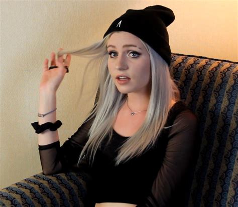 Alexis Hypnotized June 2016 First Visit Hypnosis On Display