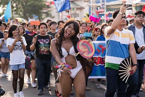 In Photos Heretogether At The 2017 Metro Manila Pride March