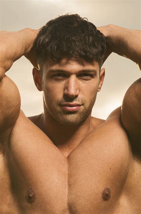 Alessandro Cavagnola Tumbex