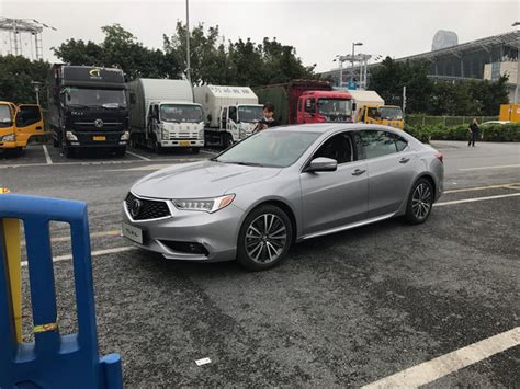 2017广州车展探馆：广汽讴歌国产首款轿车tlx·l搜狐汽车搜狐网