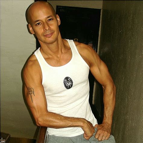 Stephen Mosher Twitter Instagram Youtube Facebook Linktree