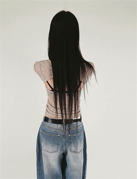 Sandy See Through Back Slit V Neck Knit T 샌디 시스루 백트임 등파임 브이넥 하프니트티