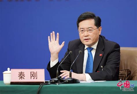 秦刚谈“战狼”外交：当豺狼当道恶狼来袭，中国的外交官必须与狼共舞来源会议图片