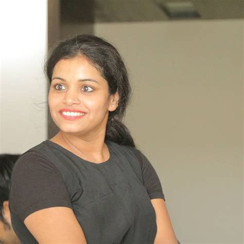 Shruti Making Spark Av Rd