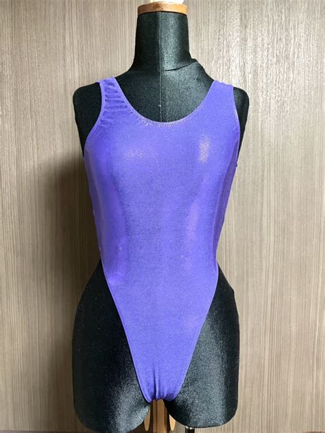 【目立った傷や汚れなし】ハイレグレオタード Tバック ミストラメパープル レースクィーン キャンペーンガール コスプレ 競泳水着 エアロビクス