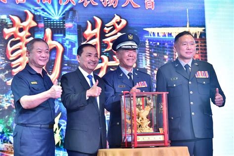 侯友宜出席金勤獎頒獎典禮 感謝民力為新北治安挺身而出 民生電子報