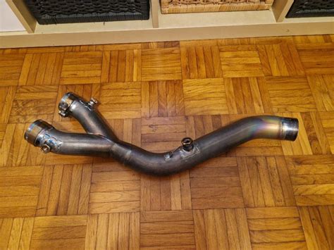Akrapovic Link Pipe Yamaha R1