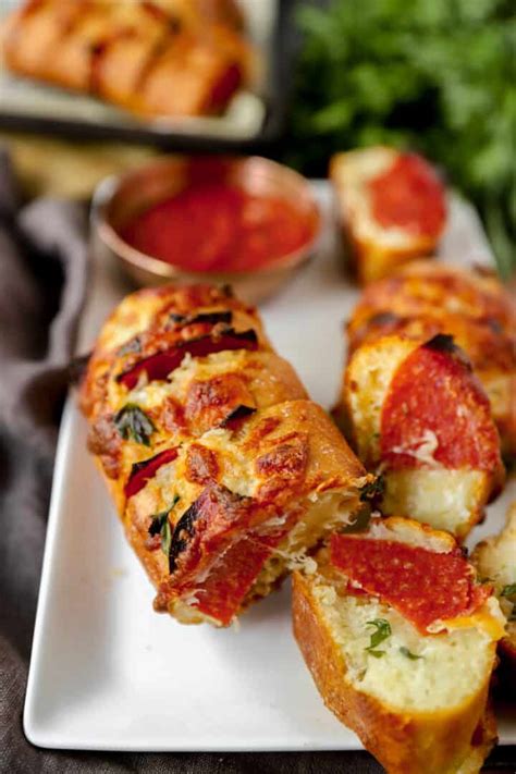 Stuffed Garlic Bread A Seasoned Greeting