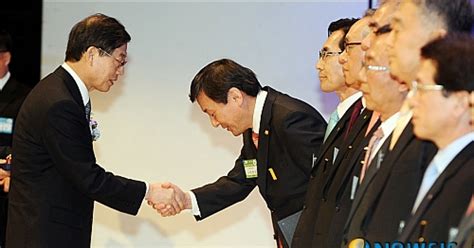 이만우 한국바스프 사장 금탑산업훈장 수상