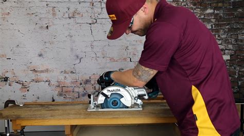 Makitas Drs780 Rear Handle Saw Is A Beast Youtube