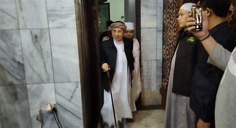 Tabligh Akbar Bersama Buya Yahya Warga Padati Masjid At Taqwa