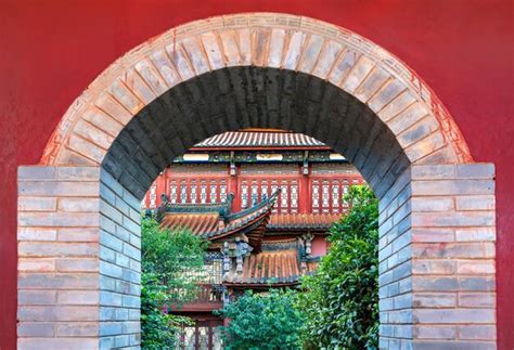 Premium Photo The Historical Architecture Of Guandu Ancient Town