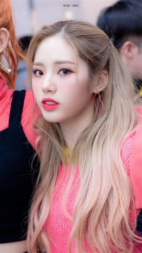 How To Style Your Hair Like A Kpop Girl Tips Tricks And Hair Care