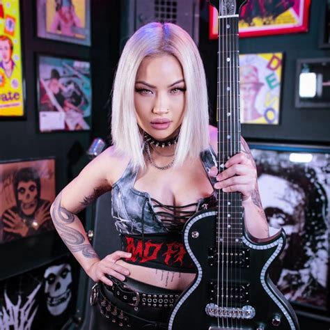 Guitarist Kiki Wong Wikipedia Biography Age Husband Net Worth