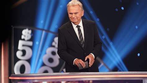 Pat Sajak Leaving Wheel Of Fortune After Four Decades Hello