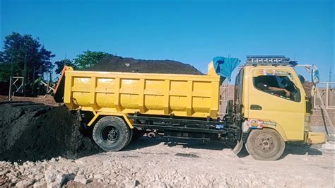 Dump Truk Bongkar Muatan Pasir YouTube