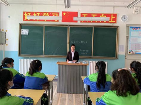 浇灌更多沙漠之花：北师大毕业后，新疆女孩如先古丽返乡从教