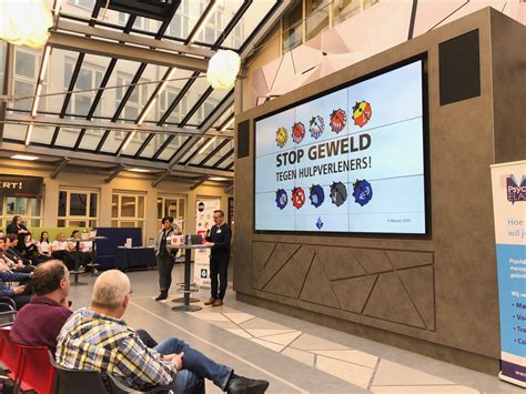 Symposium Geweld Tegen Hulpverleners Bewustwording En Actie Profielen