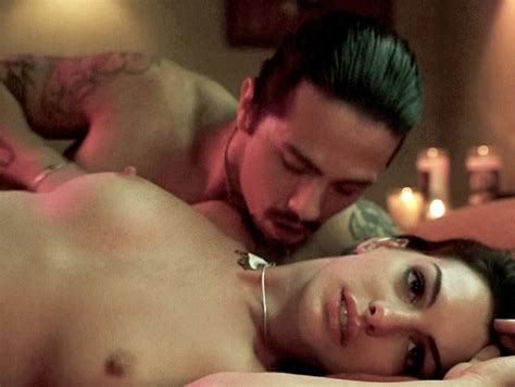Anne Hathway Sex Scene In Havoc The Fappening