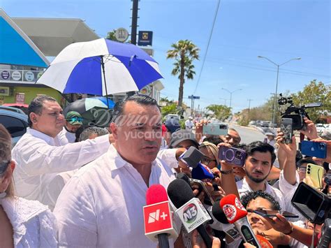 Elecciones en Yucatán Renán Barrera Concha acude a emitir su voto Diario de Yucatán