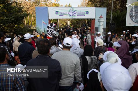 مشرق عکس همایش بزرگ پیاده روی خانوادگی صاحب‌خبر