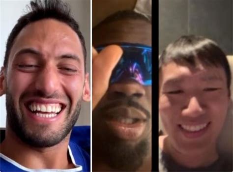 Zbulohen Dhuratat E Zhang Për Asllanin Dhe Shokët E Tij Orë E Personalizuar Dhe Para Për