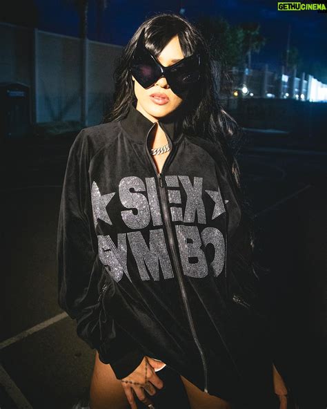 La Zowi Instagram Sex Symbol En Tu Ciudad Favorita Gethu Cinema