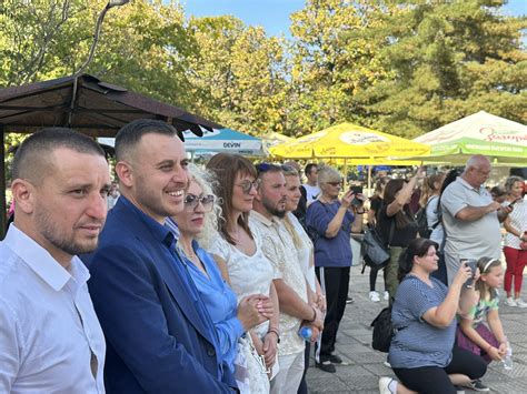 Казанлък инфо Венцислав Колев Пожелавам на розовци здраве благополучие и добри дни