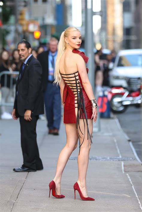 Anya Taylor Joy Wears Backless Dress Held Together By 12 Tiny Belts