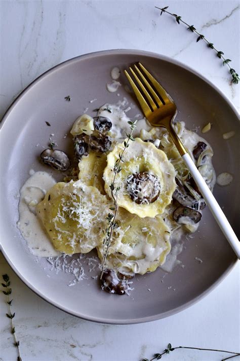 Mushroom Ravioli Cream Sauce Cucinabyelena