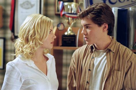 Elisha Cuthbert Recalls Filming ‘girl Next Door Limo Sex Scene With