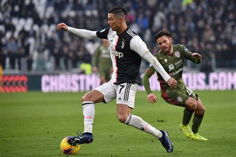 Juventus Vs Cagliari Match Report Ronaldo Amazing Hat Trick And