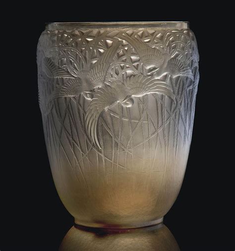 Aigrettes Vase No 988 Lalique Glass Art