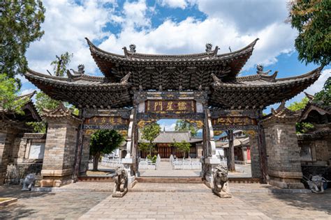 石屏古建筑图片素材 石屏古建筑设计素材 石屏古建筑摄影作品 石屏古建筑源文件下载 石屏古建筑图片素材下载 石屏古建筑背景素材 石屏古建筑模板