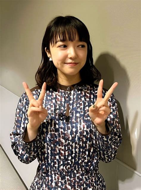ボード上白石萌音のピン 上白石萌歌 女性 写真 上白石萌音