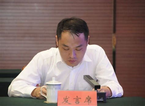 栖霞区第十九届人大常委会举行第二十一次会议 推选胡达贵同志代理栖霞区第十九届人大常委会主任职务建设调解乡村