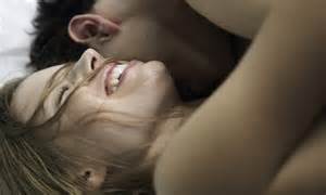 Is This The Ultimate Multi Tasking How Per Cent Of Women Are Using Their Cellphones During