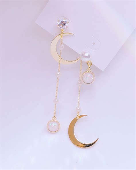 👉🏻옆으로 밀어서 봐주세요 ️ 오늘 올린 제품 중 하트수가 두번째로 많네요 히히 🌙 이 제품은 핑크오팔컬러랑 화이트오팔컬러 두